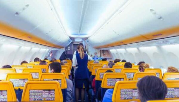 Ryanair: 300 assunzioni nell’Aeroporto di Lamezia Terme in Calabria ...